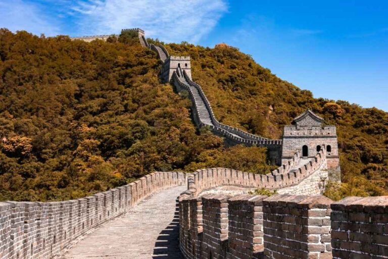 20 Must-Visit Archaeological Sites Around the World
